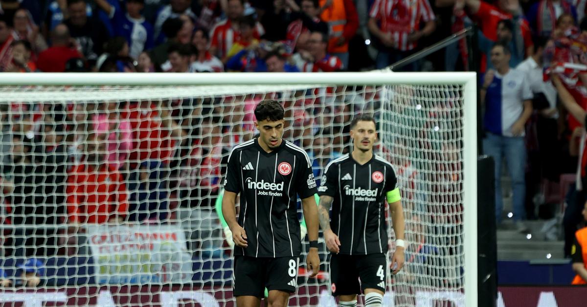 Champions League: Eintracht Frankfurt kassiert Niederlage gegen ...