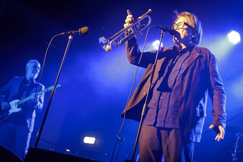 Auf gut Deutsch: „Element of Crime“ bringt Melancholie nach Mainz