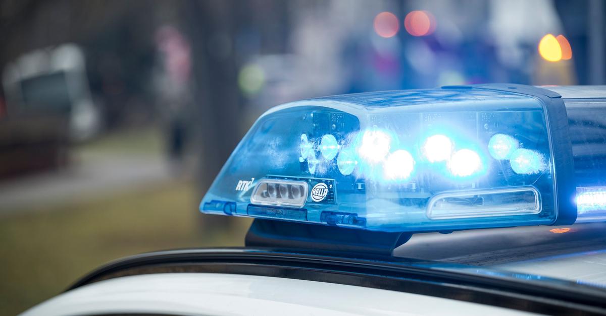 Mann mitten in Frankfurt mit Machete schwer verletzt