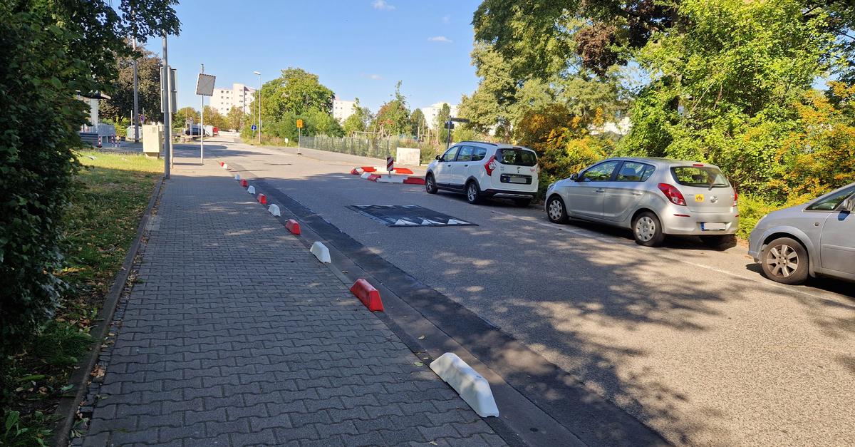 Von Laue Straße