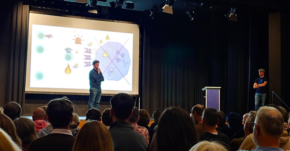 Witzige Wissenschaft: So lief der zweite Science-Slam in Flörsheim
