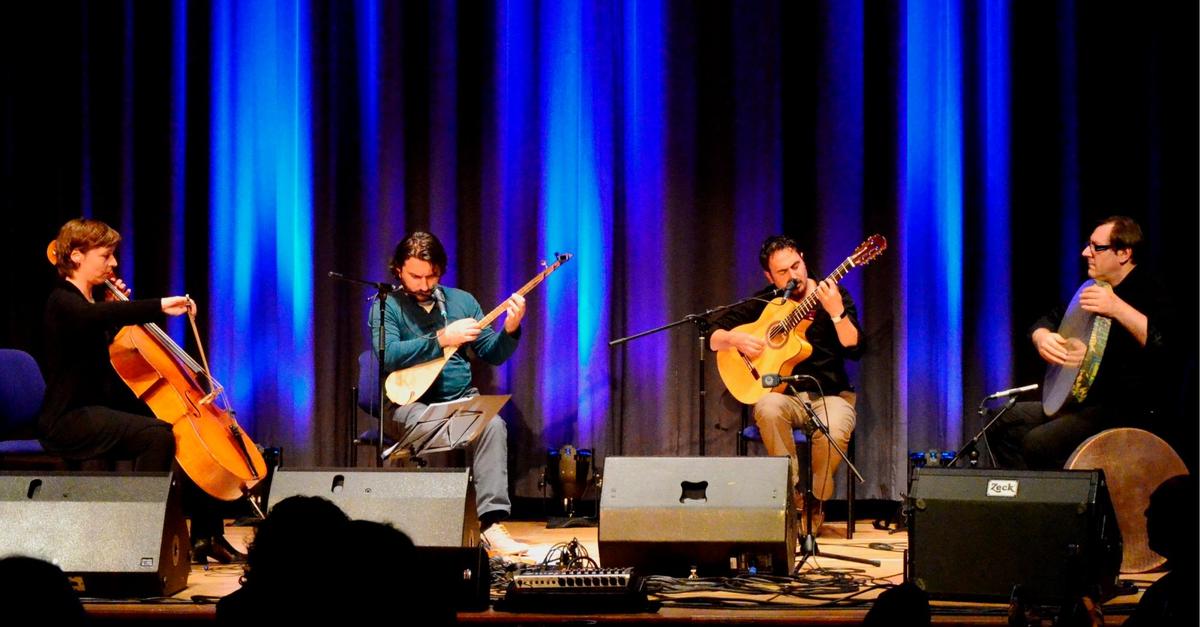 Kurdische Melodien, moderne Instrumente