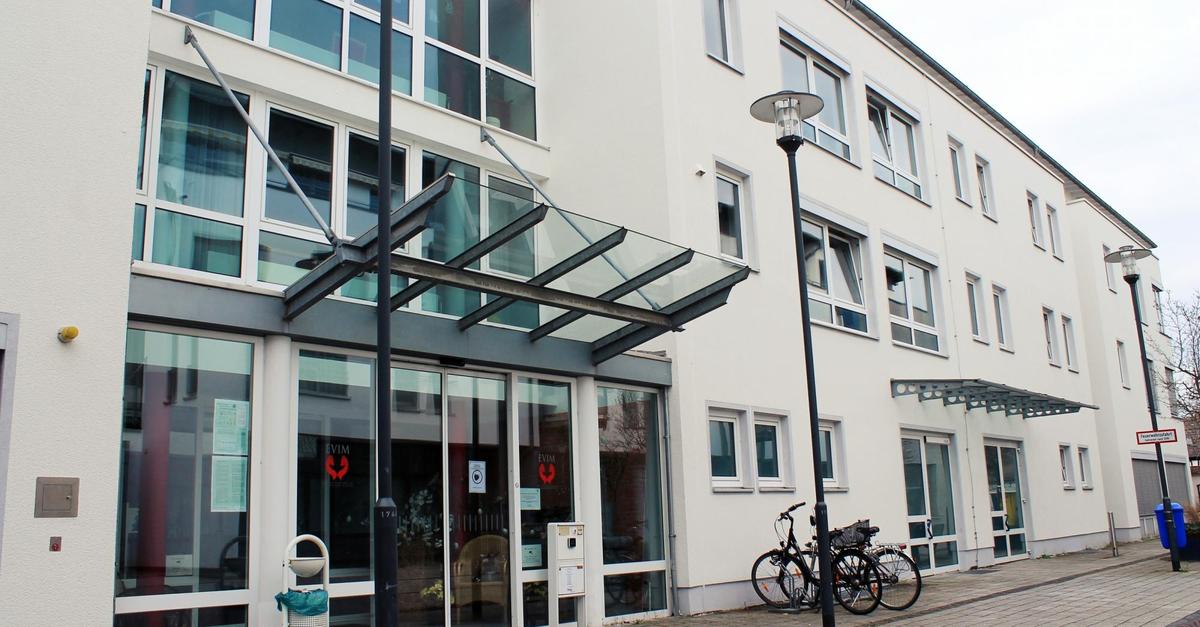 Wie steht es um die Altenpflege in Hochheim?