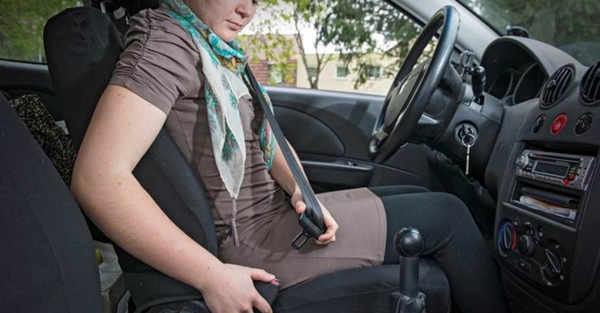 Anschnallen, bitte: Die Gurtpflicht hat Geburtstag